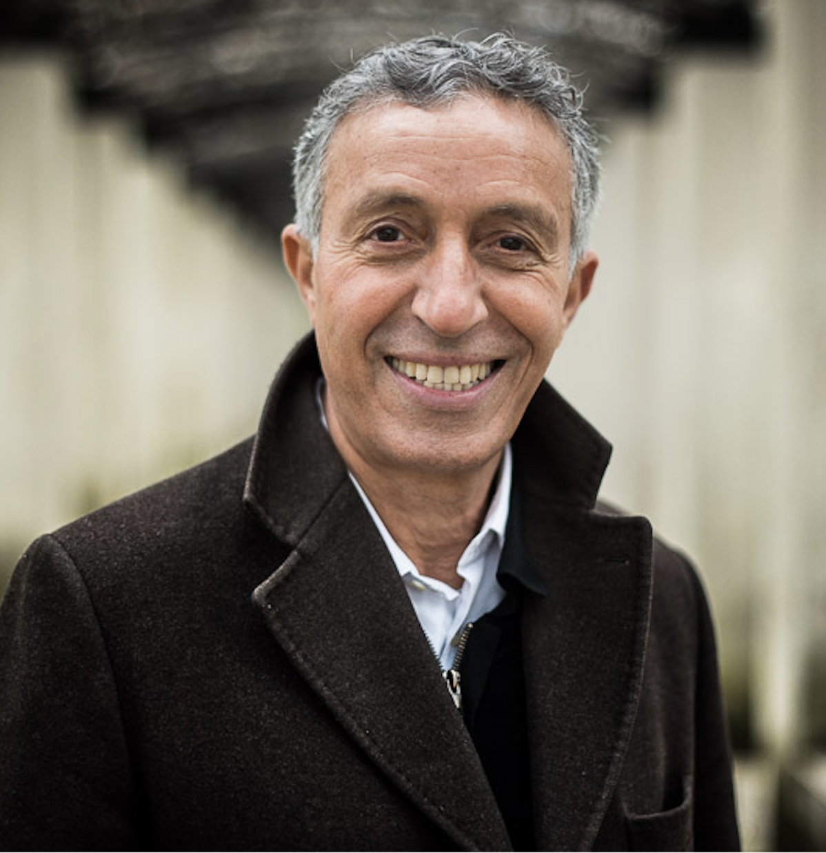 Nos questions à Azouz Begag, qui signe son retour en littérature ...